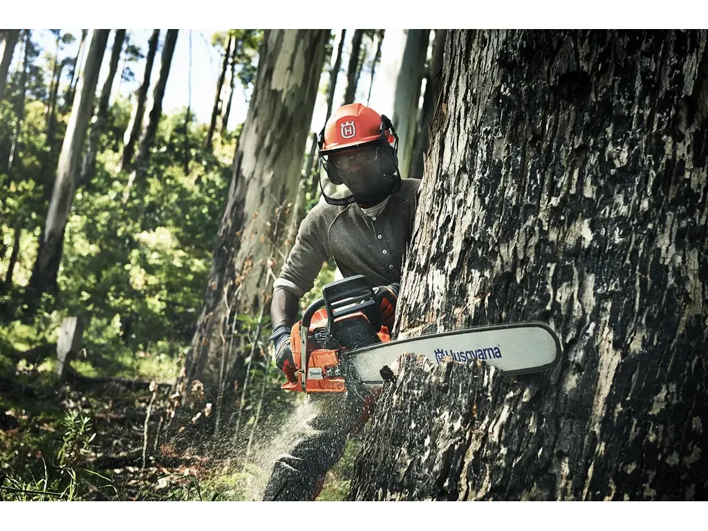 Husqvarna 390 chainsaw store