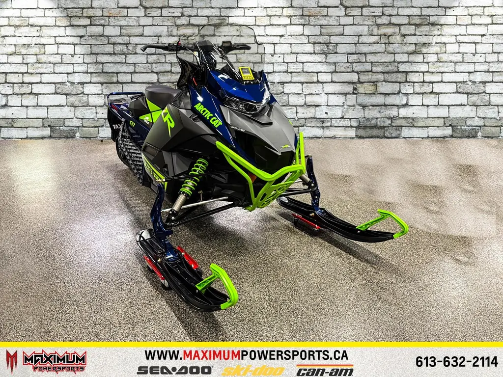 Arctic Cat ZR8000 EARLY RELEASE 137'' ES/R 2019 d'occasion à Hawkesbury ...