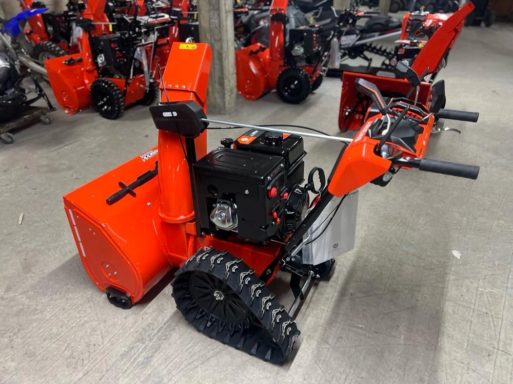 New 2026 Ariens PLATINUM 28 SHO RAPIDTRAK in Jonquière